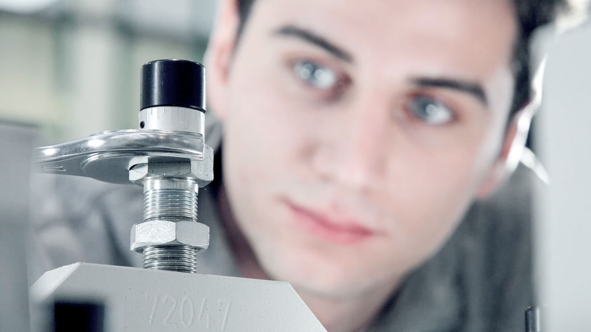 DALLAN NONIUS: simple and quick roller adjustment system